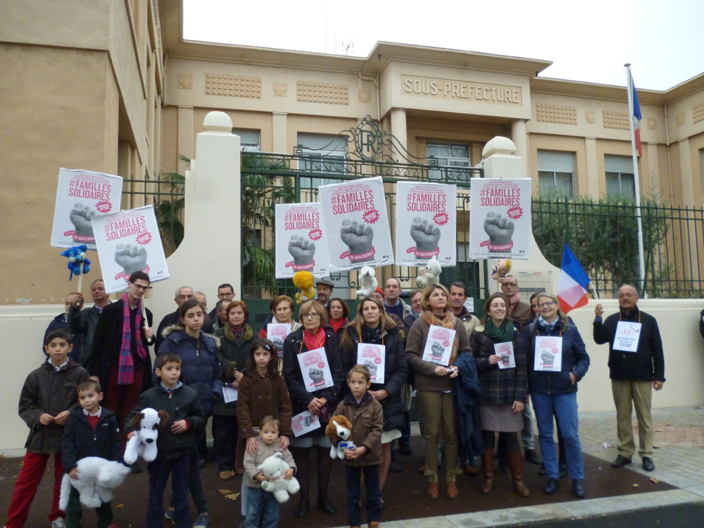 Les Familles Plumées dans la rue - Lengadoc Info Les Familles Plumées dans la rue - Lengadoc Info